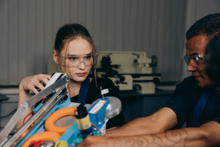 SENAI GO 2024: Inscrições e Vagas SENAI (Cursos Grátis EAD)