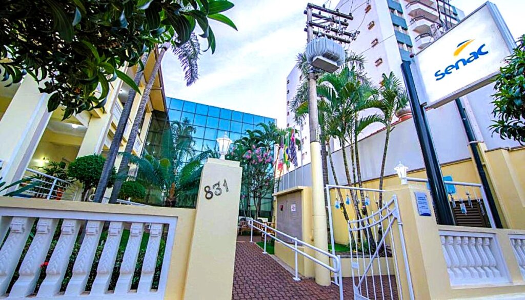 Conheça os principais cursos de idioma do Senac SP e em qual unidade ...